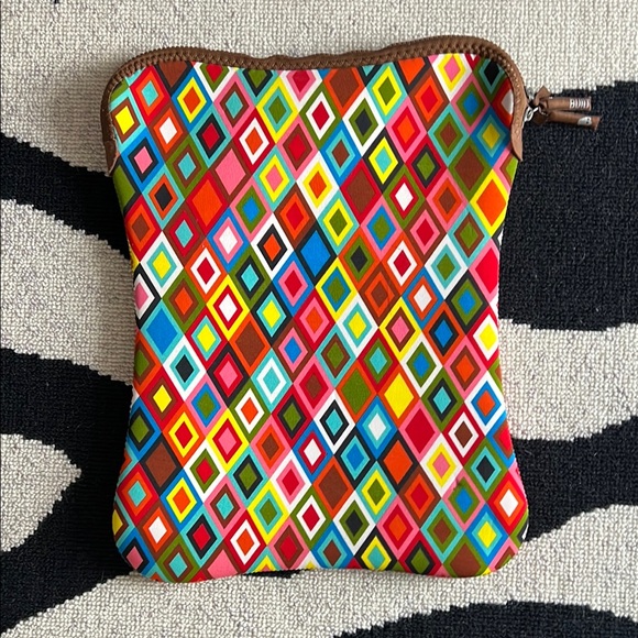 Built | Computers, Laptops & Parts | Colorful Geometric Patterned ...